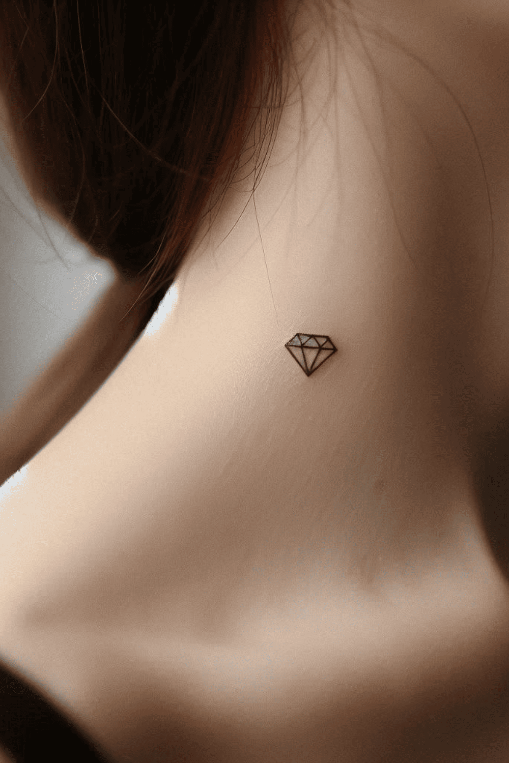 10 Simple Small Neck Tattoo Ideas for Women! - tattoopassionate.blog